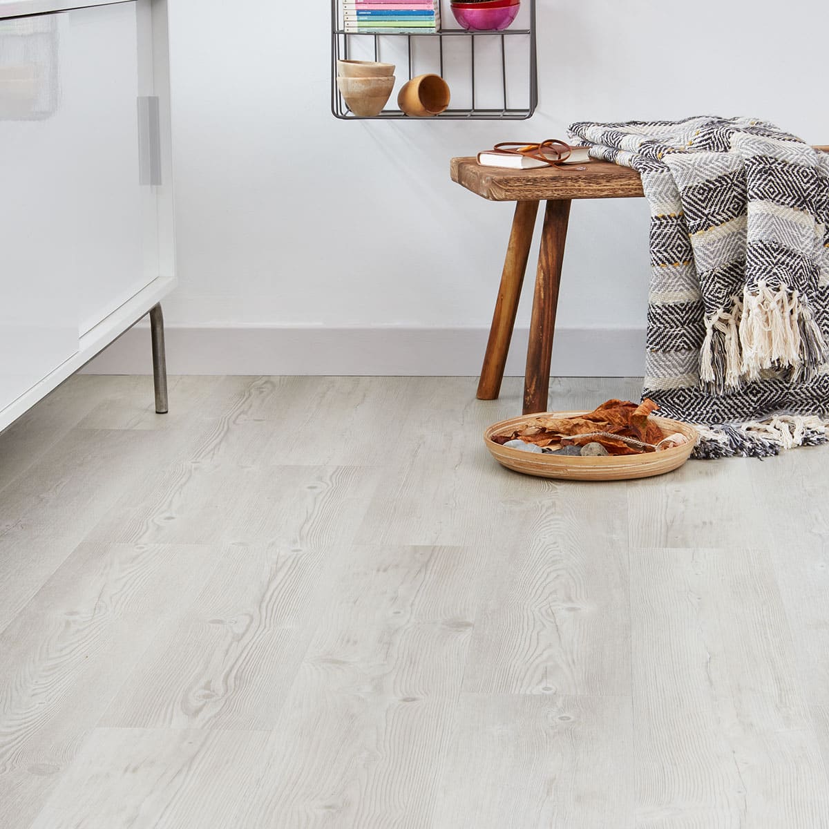 Scandinavian Pine | J2 Flooring